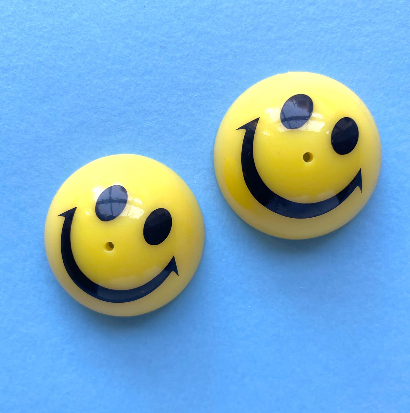 Smiley Face Popper – The Curious Caterpillar